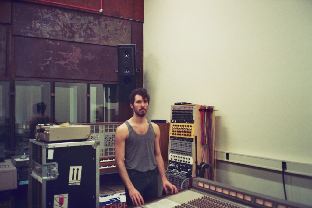 Lorenzo Senni – Fluid Radio