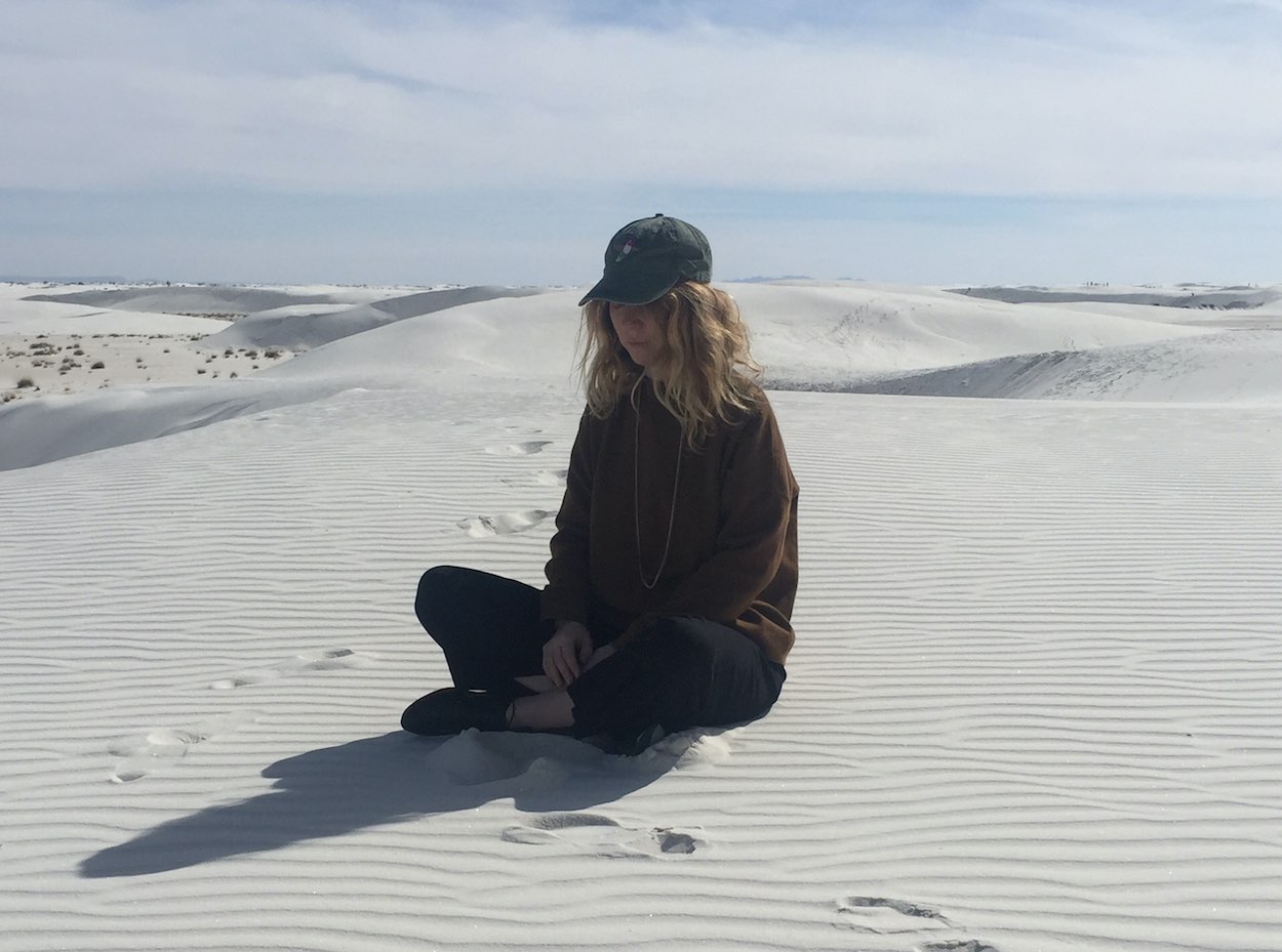 Felicia Atkinson – Hand In Hand – Fluid Radio